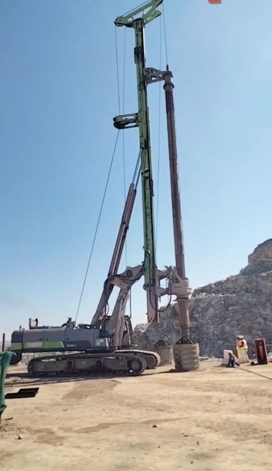 Piling Rig & Vibro Hammer Rental – Lucid Group of Companies
